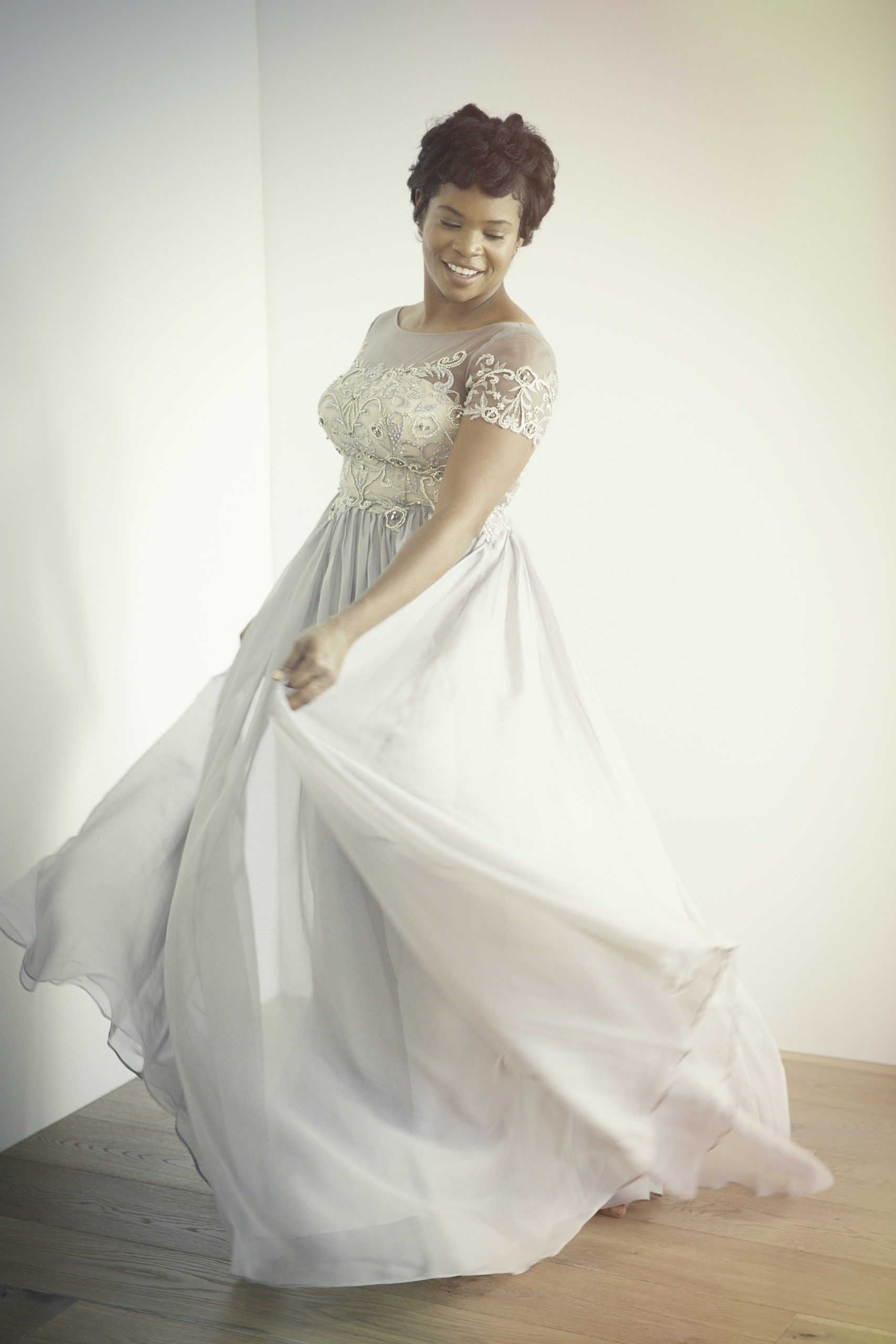 Studio Backdrop: White V-Flats – Artifact Photography Studio Blog