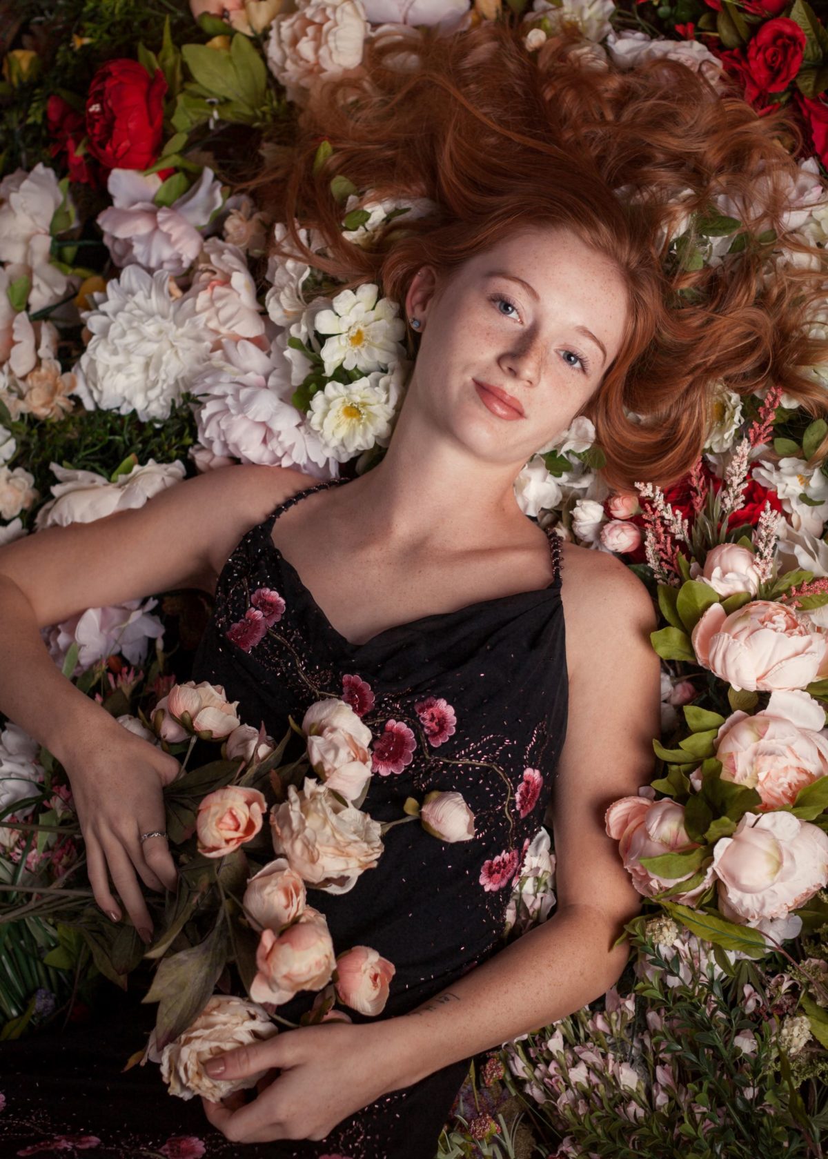 Studio Backdrop: Flower Wall – Artifact Photography Studio Blog